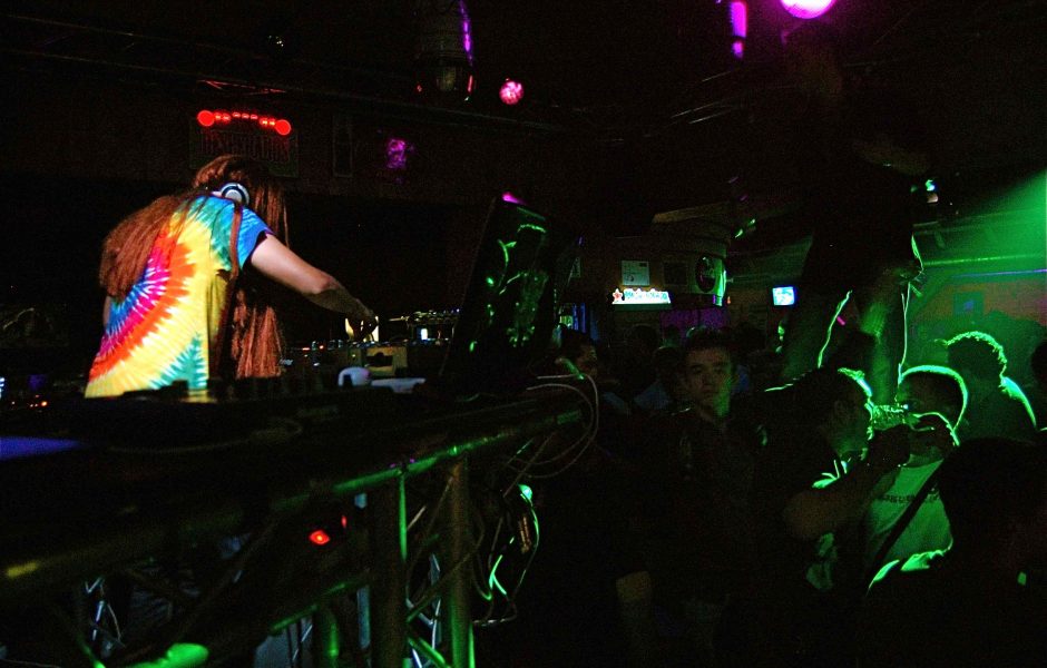 DJ Zebra fait chauffer le Cousty • macommune.info