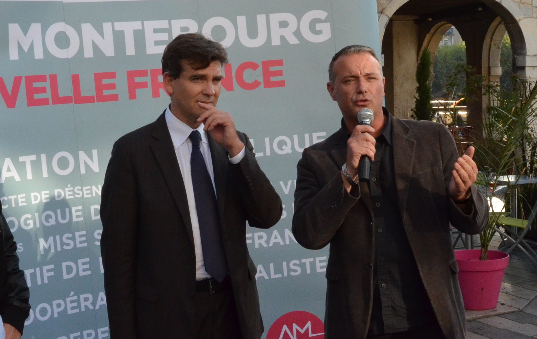 Primaire PS : Emmanuel Dumont choisit également Hollande • macommune.info