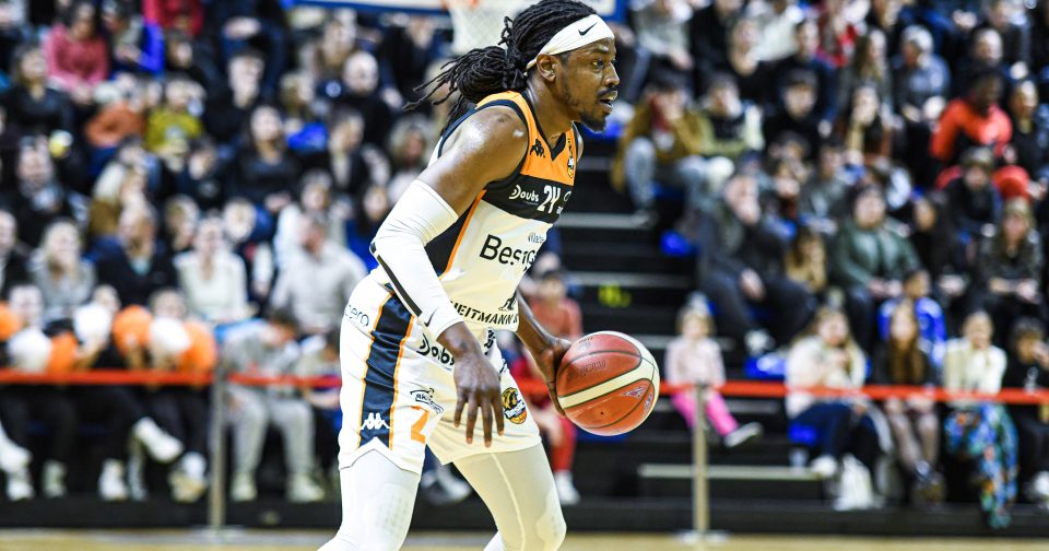 Basket : l’Américain Mykal Riley rempile au BesAC ! • macommune.info