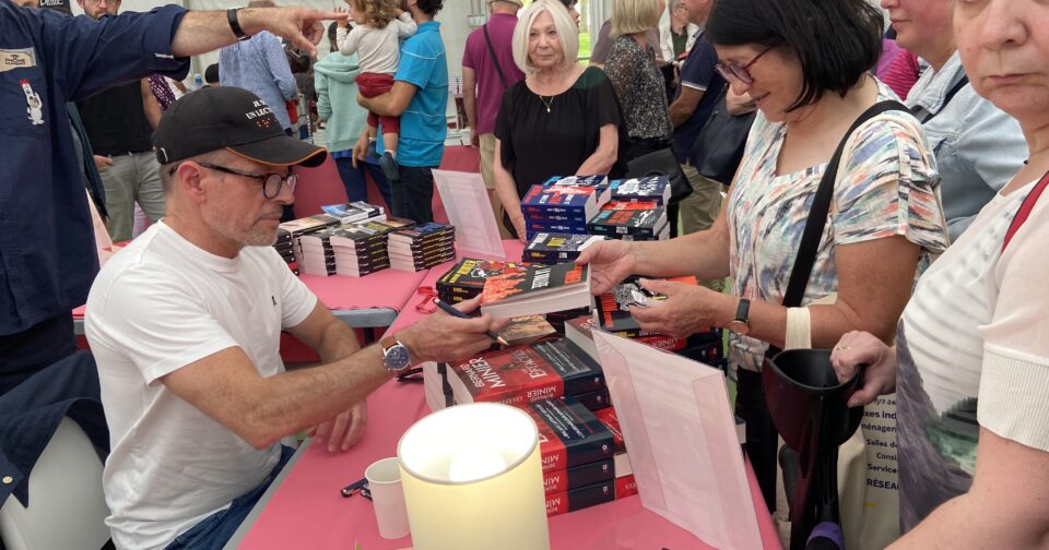 Livres dans la boucle 2025 : le programme complet heure par heure ...