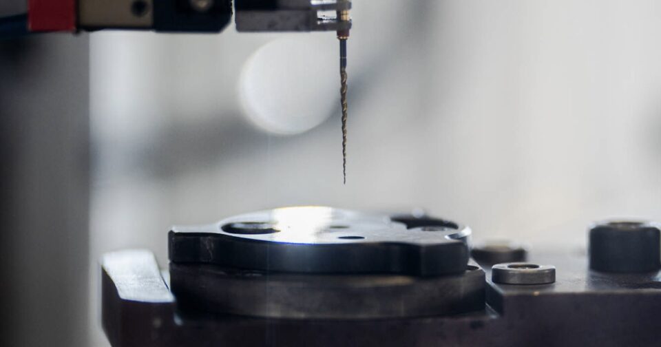 Micro-Mega célèbre 120 ans d’expertise et innove avec deux nouvelles limes canalaires ...