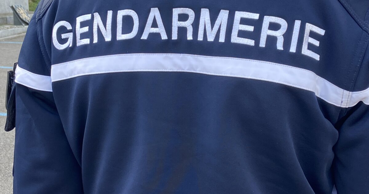 Il menace la caissière avec arme de poing à Étupes • macommune.info